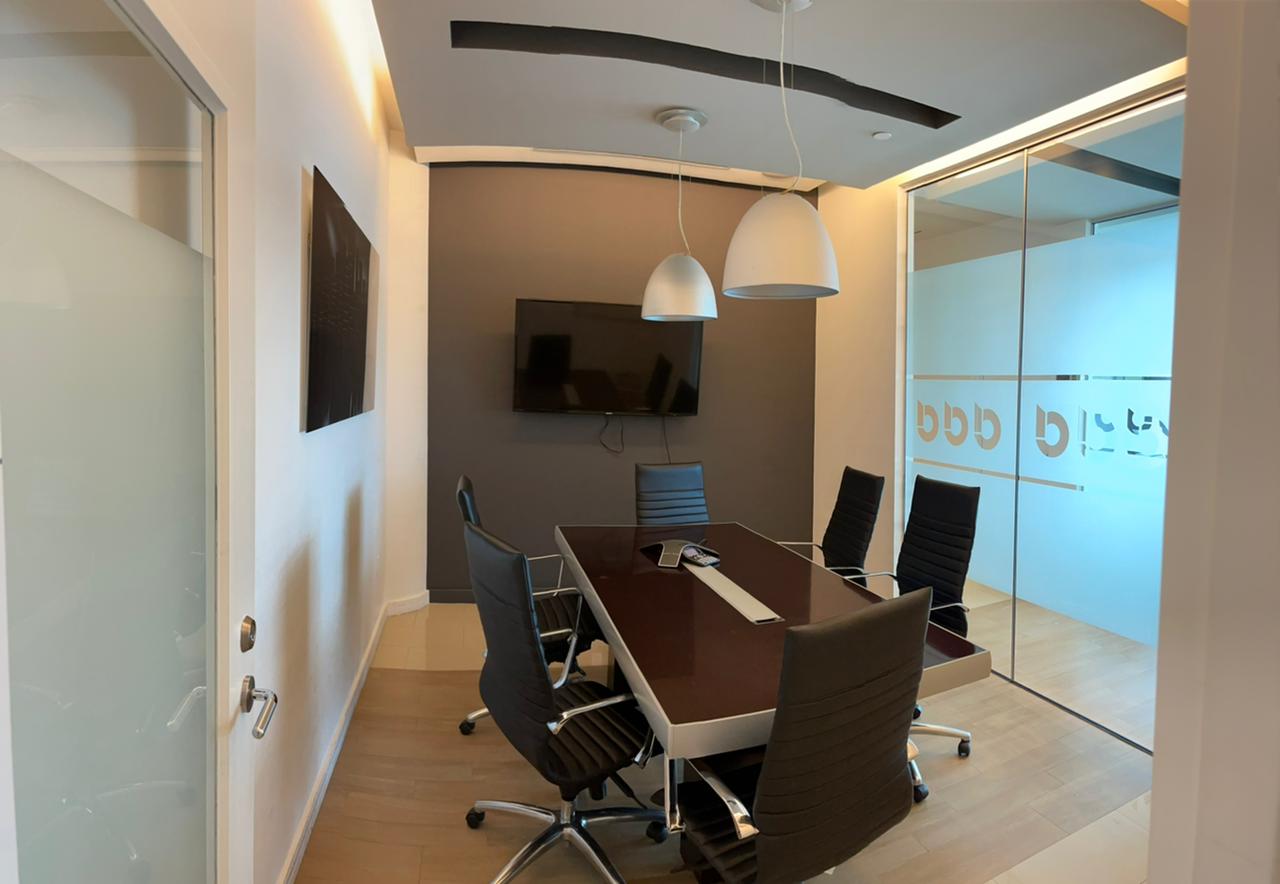 Office One – www.officeone.com